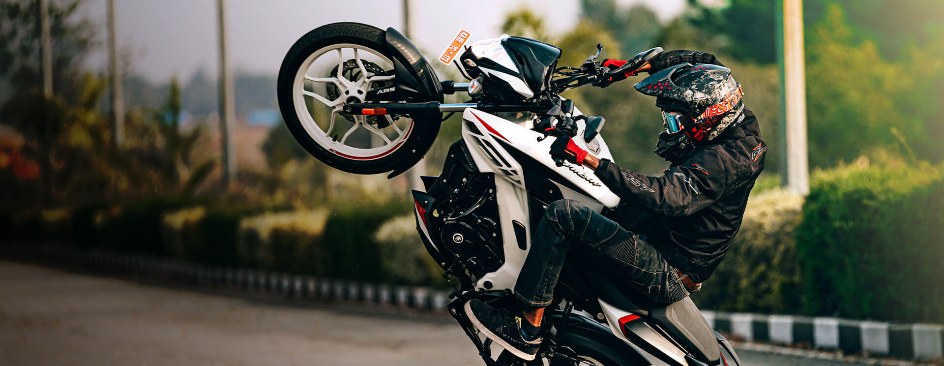 Bajaj Pulsar NS160 - Pulsar NS160 Price, Mileage, Features, Colours ...