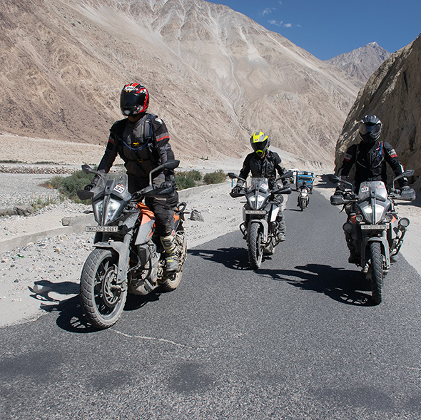 Great Ladakh Adventure Tour | August 2022